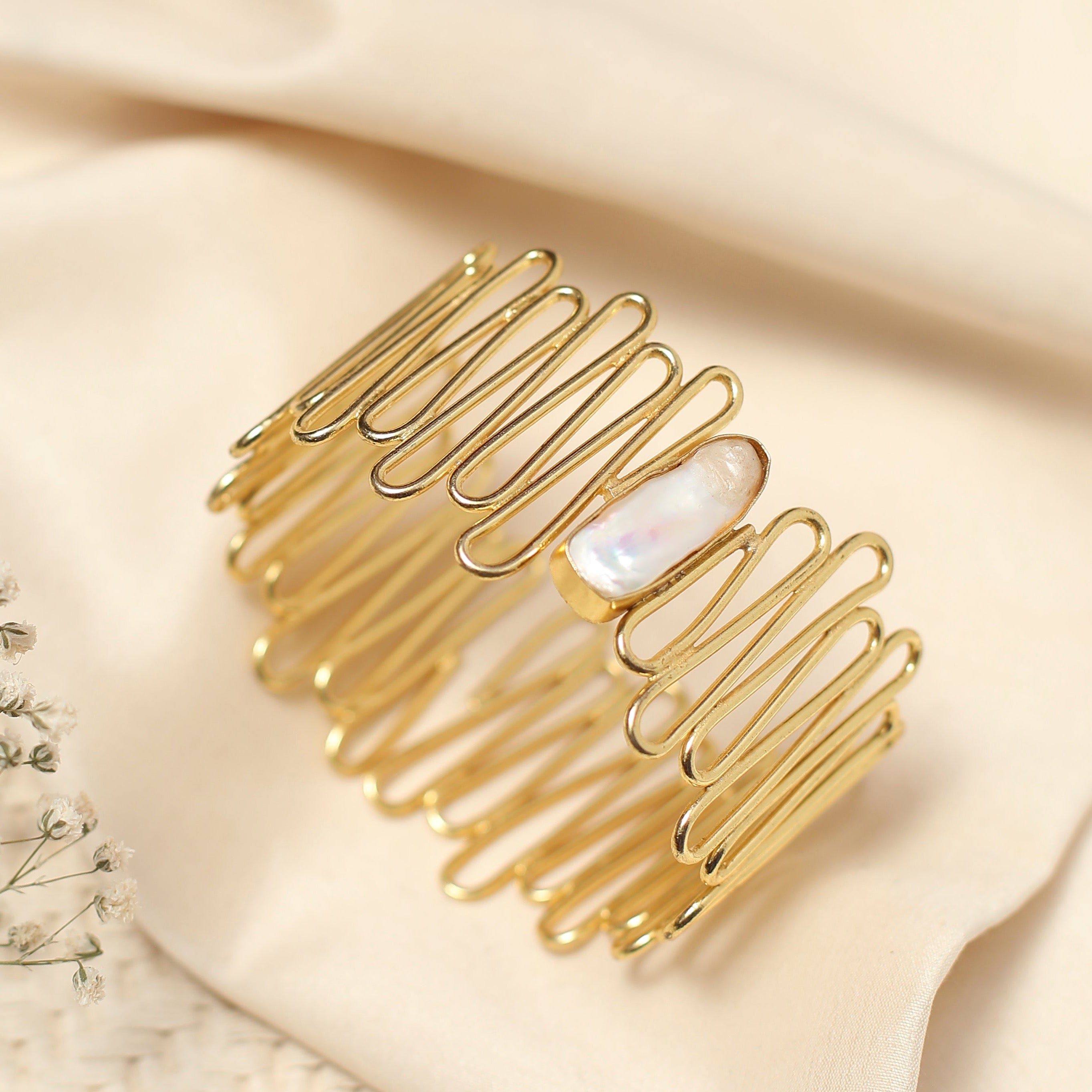 Semiprecious and antique style and Handpicked jewellery – Heyli jewels